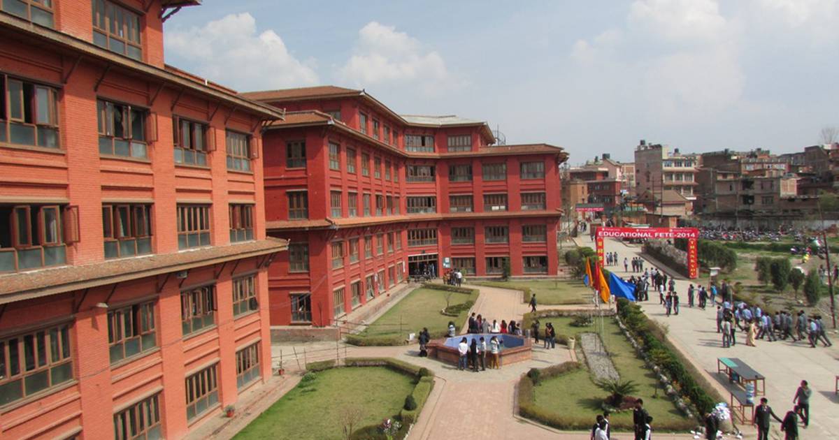 किन पढ्छन् ६५ जिल्लाका विद्यार्थी ख्वप कलेजमा | Edupatra